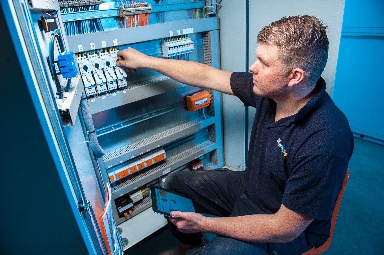 Onderhoud en beheer van elektrotechnische installaties | Romijnders